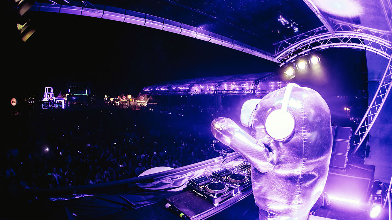 DJ Domoワールドツアー（Episode 2・Singapore編） | NHKエンタープライズ